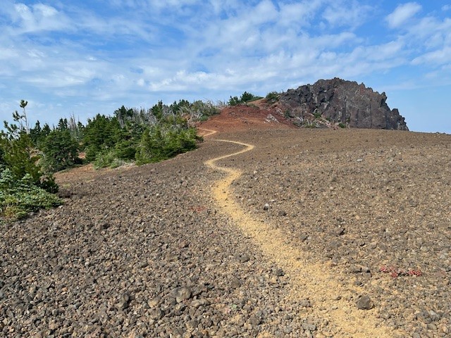 Black Crater Hike in Central Oregon