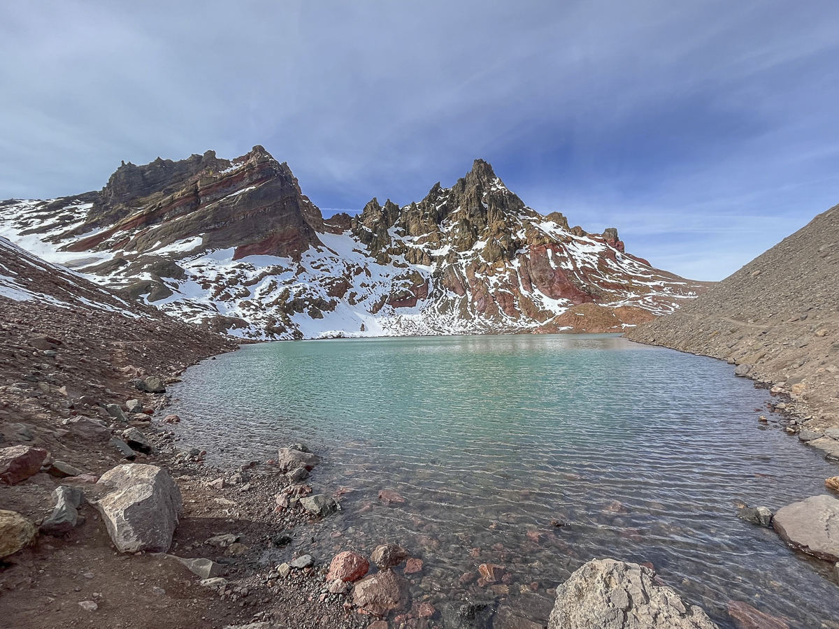 Hike to Broken Top and No Name Lake from Todd Lake